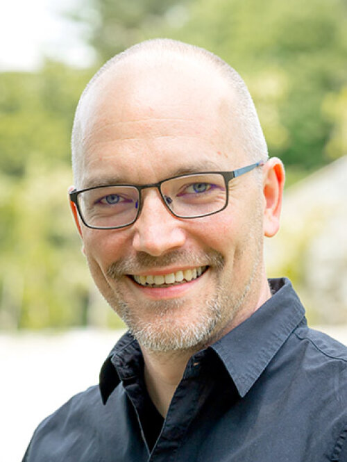 Prof. Dr. Christopher Grefen